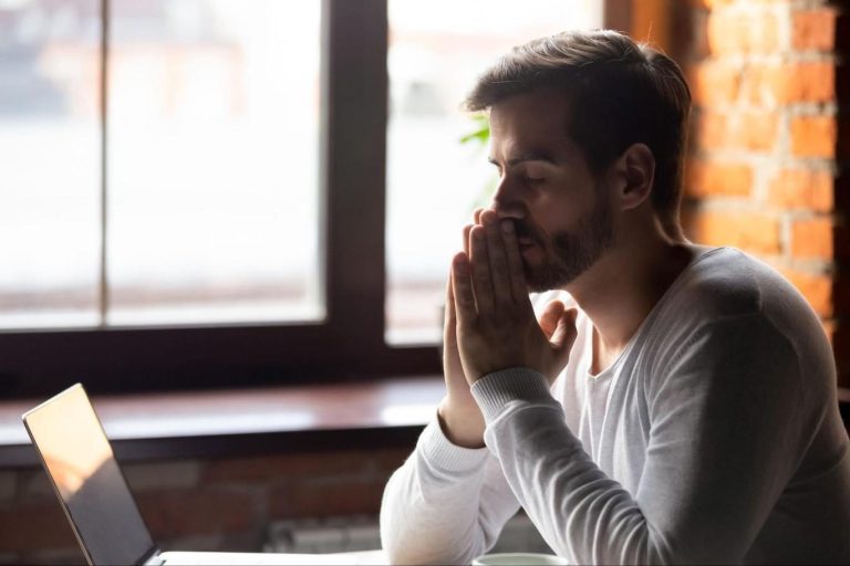 EMBRACE FORBEARANCE – Daily devotionals and bible studies.